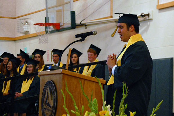 Overlake School graduates 66 seniors | SLIDESHOW | Redmond Reporter