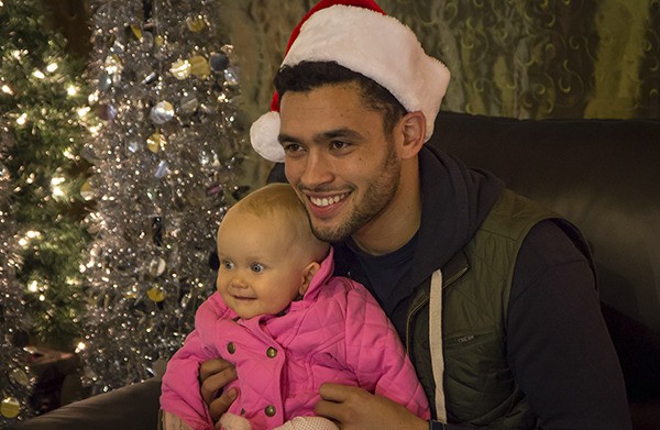 Sounders FC's Neagle: Celebrity Santa in Redmond | Redmond Reporter