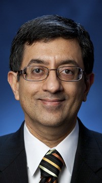 Redmond professor earns Distinguished Teaching Award: Dr. Balakrishnan ...