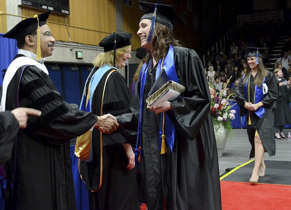 Bellevue College graduates nearly 2,600, including 186 from Redmond ...
