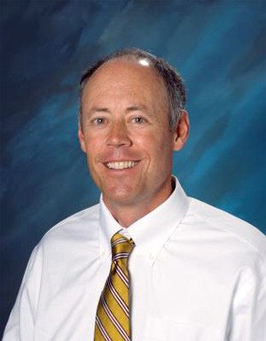 Q & A with Jake Crowley, Redmond girls' golf coach | Redmond Reporter