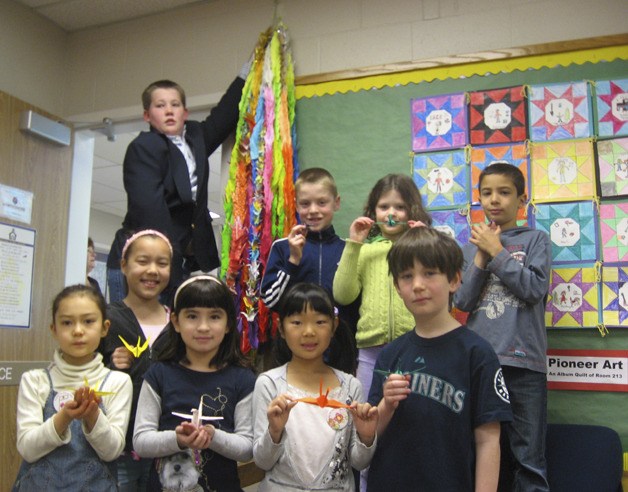 Redmond kids make paper cranes; send support, well wishes to Japan ...